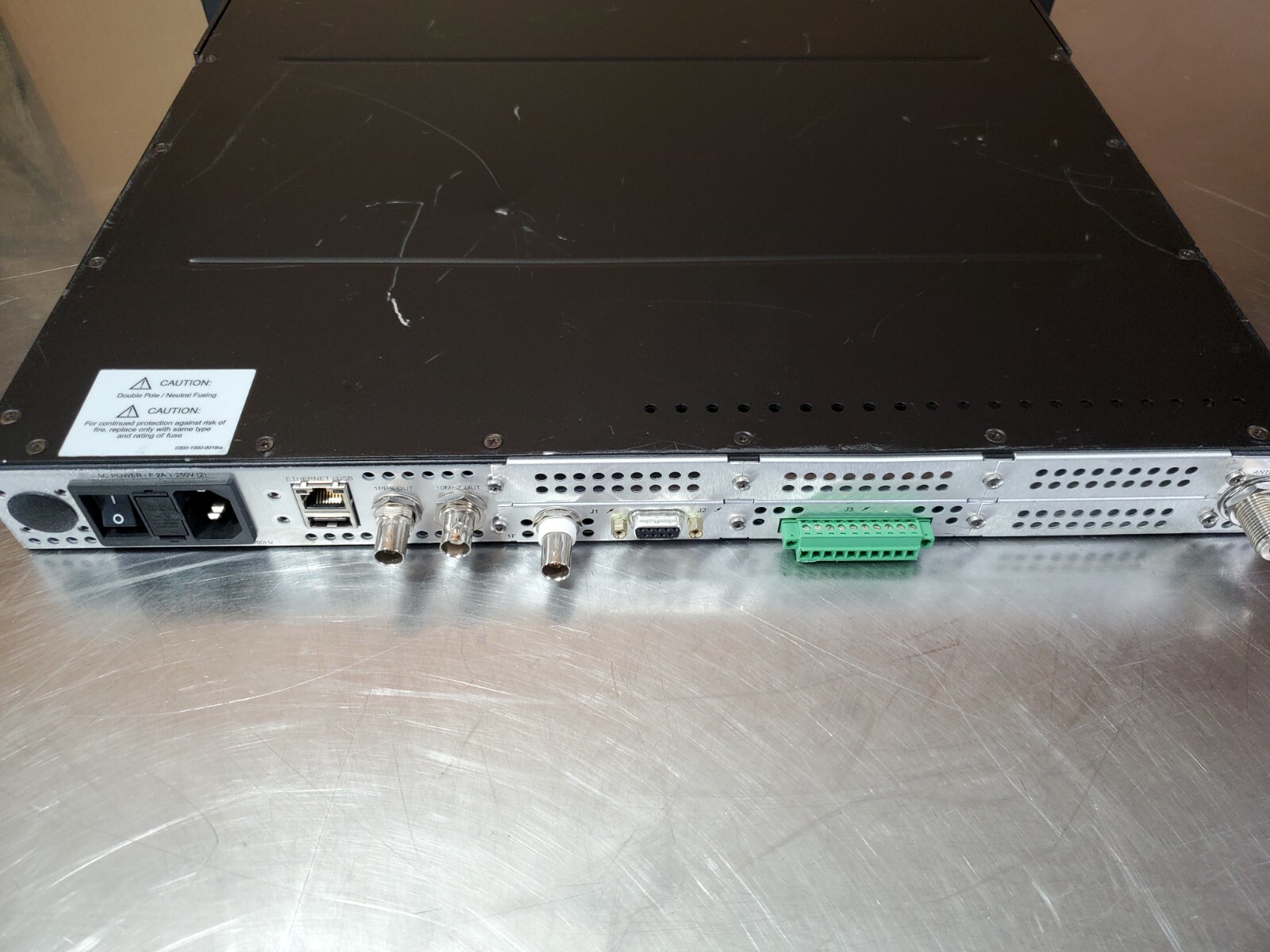 Spectracom NetClock 9483 Time Server/Master Clock Option 08 09 ~60 Day ...