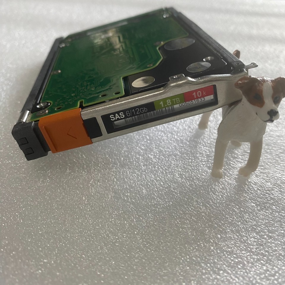 Free Fedex EMC UNITY 005051636 1.8TB 10K 2.5" SAS HDD 005051633 D3-2S10 ...