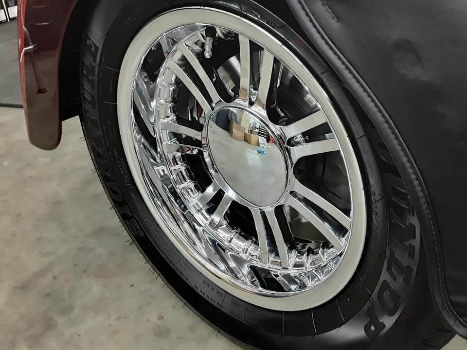 HARLEY TRI GLIDE CHROME WHEELS / 18'' REPLICA FRONT / BABY MOON HUBCAPS ...