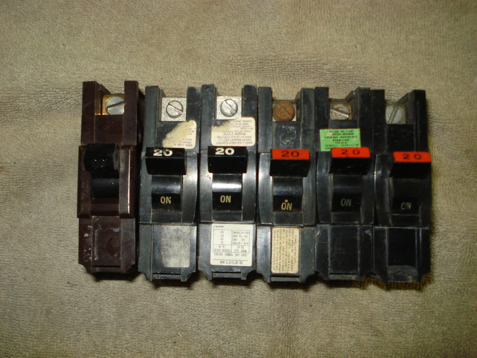 Stab-Lok Single Pole 20 Amp Breaker Type NA-NI | eBay