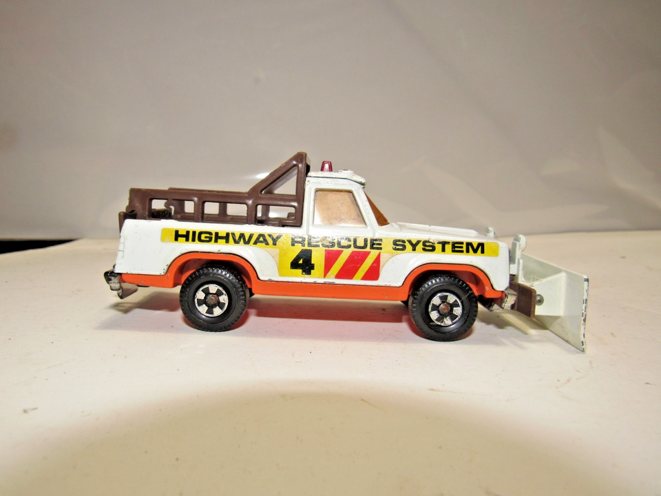 Vtg RARE 1978 Matchbox Super Kings K-65 Emergency Rescue Plymouth Trail ...