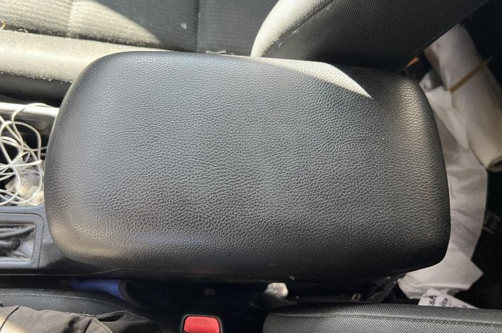 2016-2018 Toyota Rav4 Floor Armrest Lid Storage w/o Sliding Armrest ...