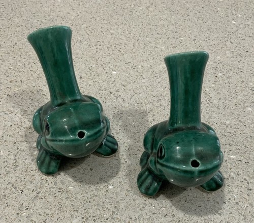 Vintage Ceramic Pottery Green Glaze Frog Bud Flower Vase Set Of 2 Frogs ...