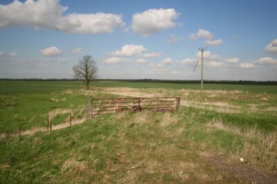 Photo 6x4 Deeping Fen Brotherhouse Bar View from Welland Bank c2007 ...