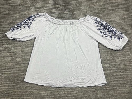 ECLA Top Womens Medium White Blue Off Shoulder Embroidered Rayon Blend ...