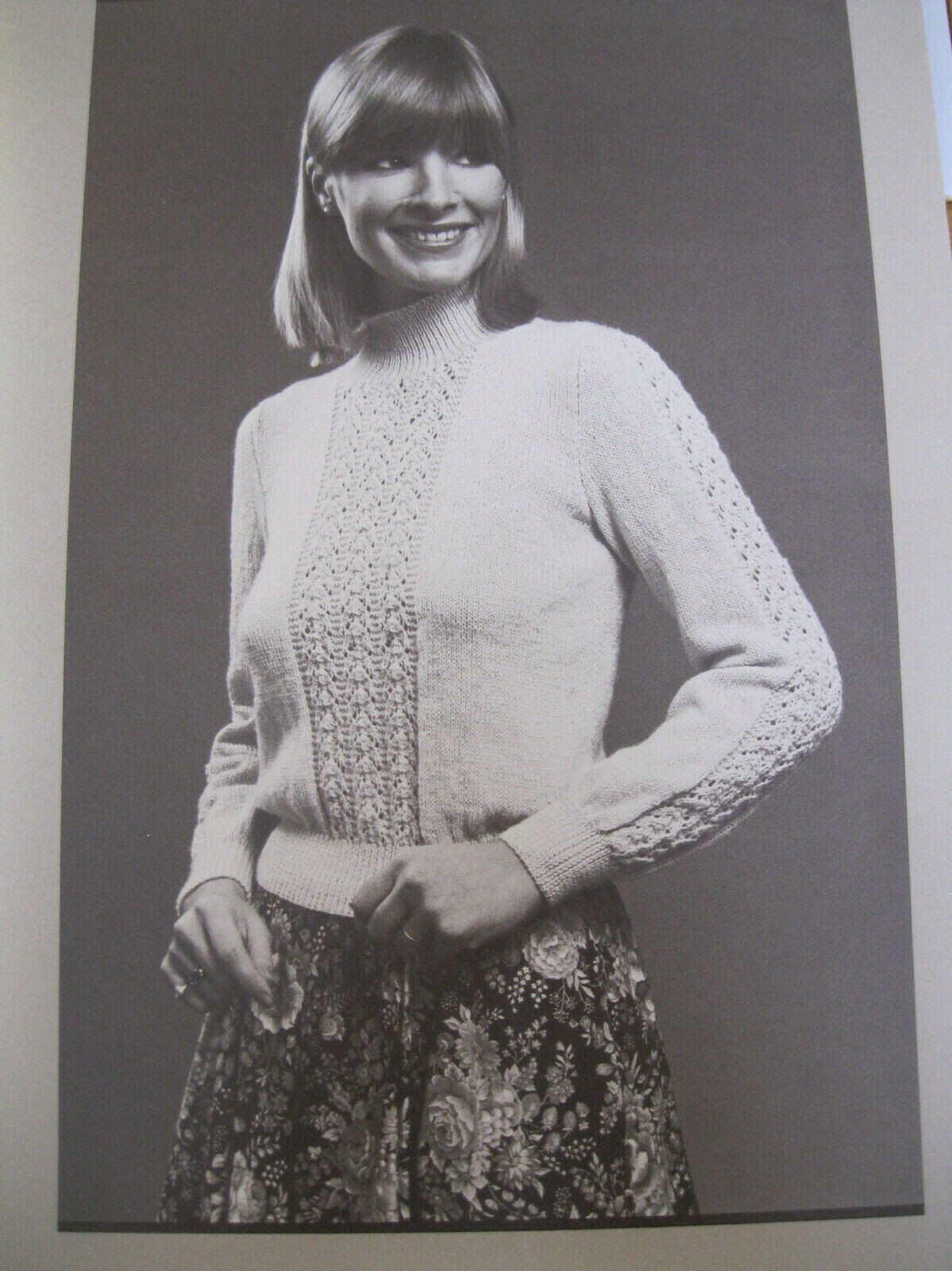 Straker 868 women DAPHNE SWEATER bust 32-40 knit pattern 1981 | eBay
