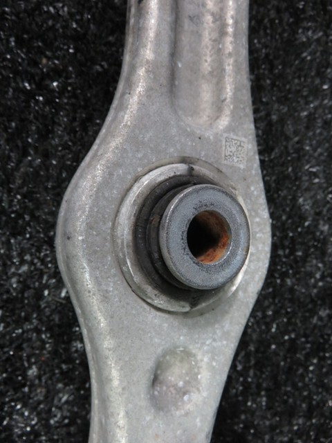 Mercedes-Benz A2053306710 Front Arm For Shock Absorber E-Class W213 ...