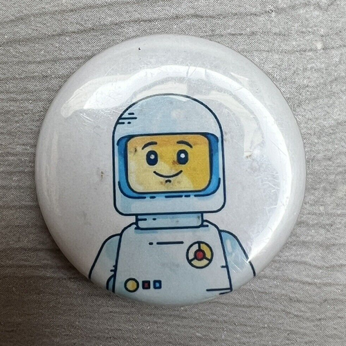 LEGO Button Pin Spaceman Space Suit Astronaut White Pop Badge Pin 1.5 ...