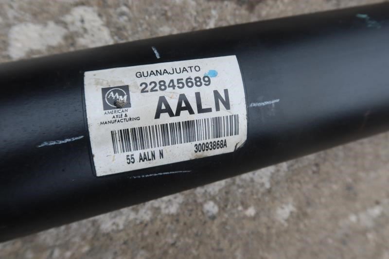 2009-2014 Cadillac Escalade OEM Rear Drive Shaft Assembly 22845689 | eBay