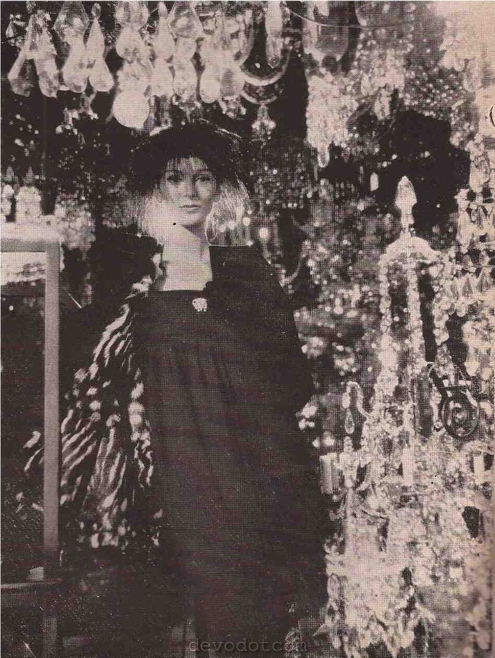 Bazaar 1958 Dineson- Avedon - Loren-Leonard Engel-Cathleen Nesbitt ...