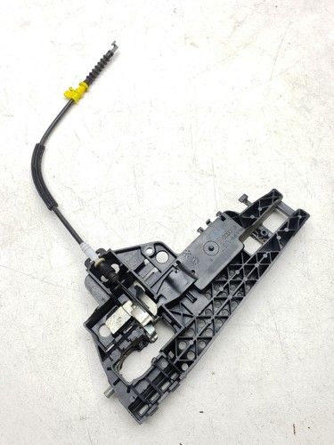 2012-2018 AUDI A6 S6 A7 S7 A8 RIGHT EXTERIOR DOOR HANDLE BRACKET ...