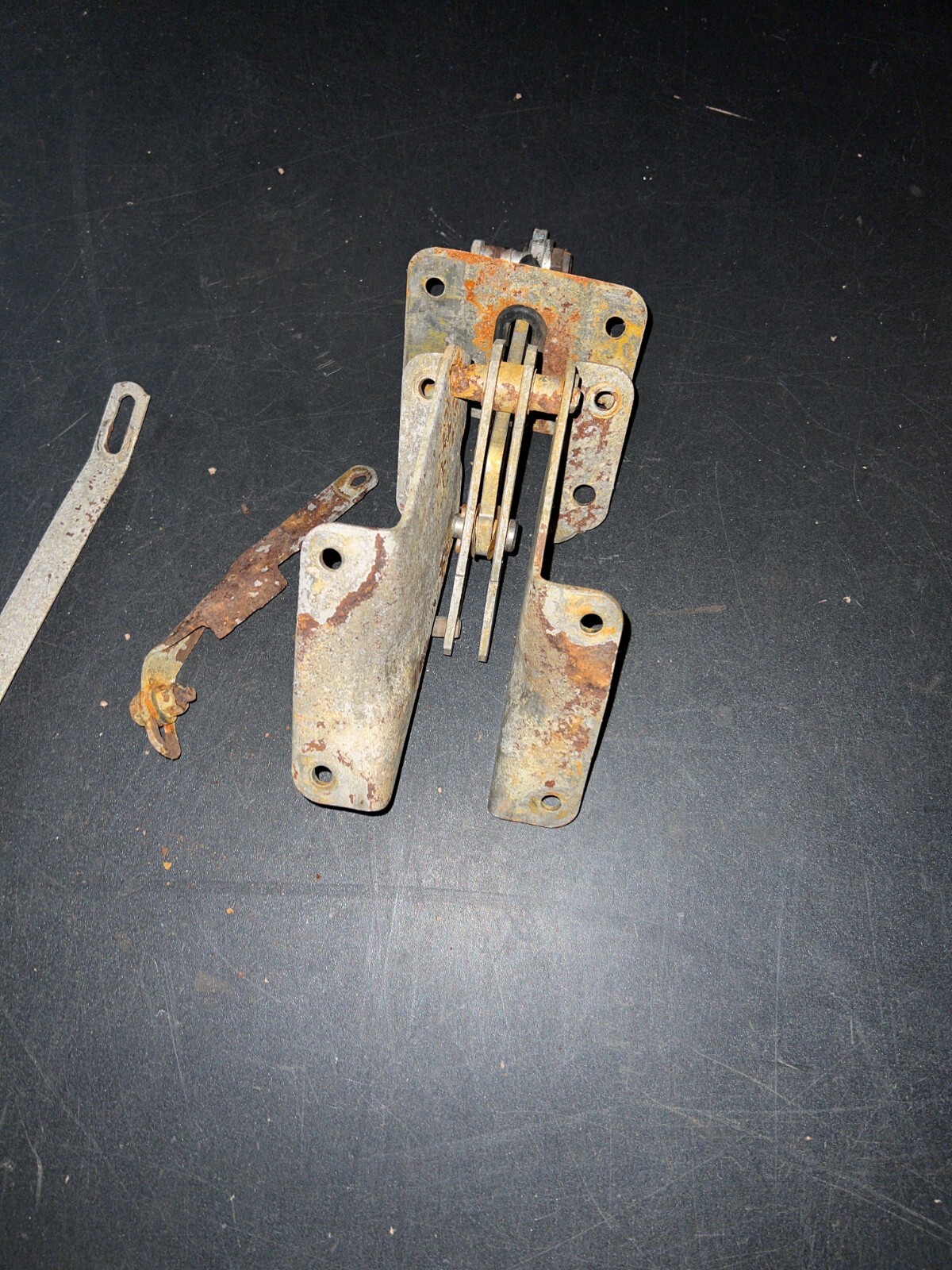 1971 - 1976 Mopar A Body Power Brake Booster Linkage Dart Demon 70 71 ...