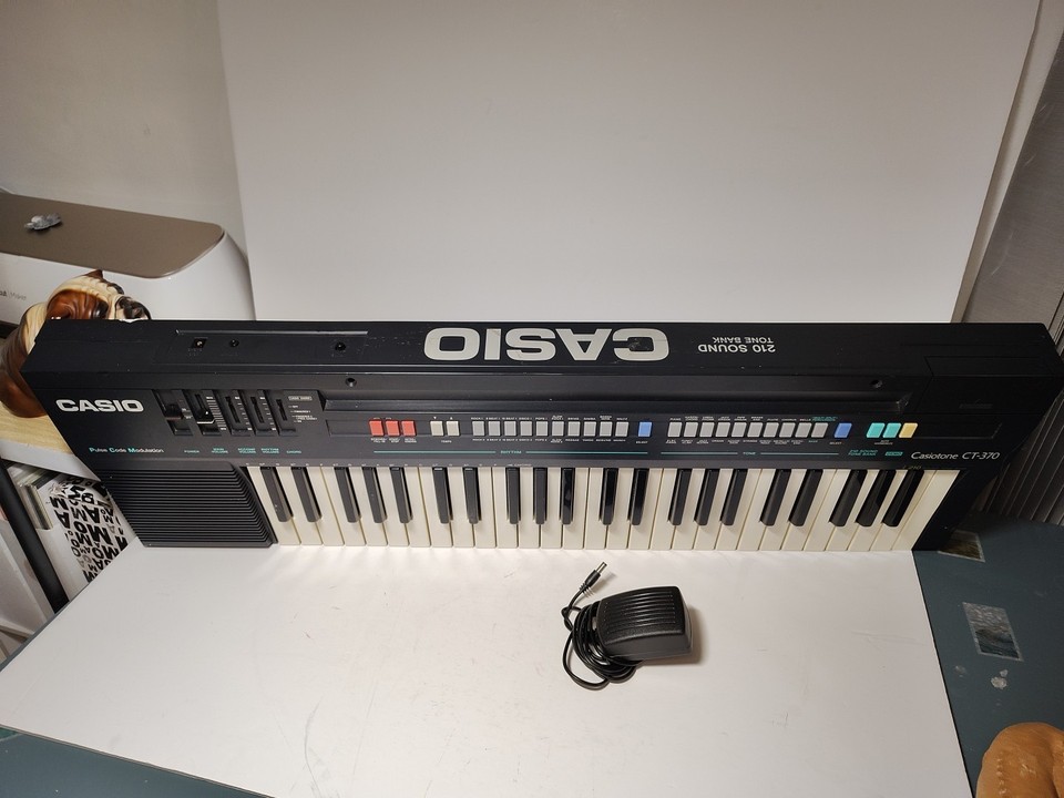 Casio Casiotone CT-370 Electronic Keyboard Made In Japan W/ Adapter ...