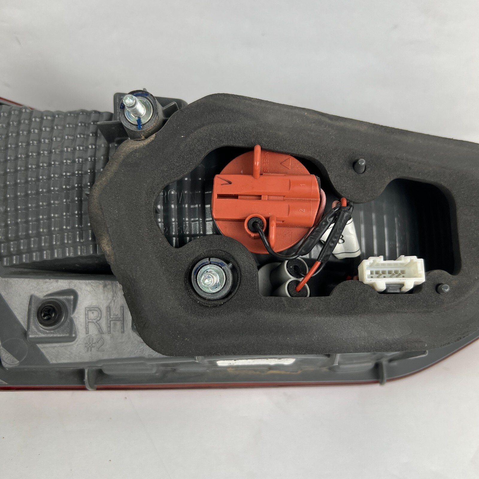 OEM 2017 2018 Hyundai Elantra Rear Right Halogen Tail Light Lamp 92404 ...