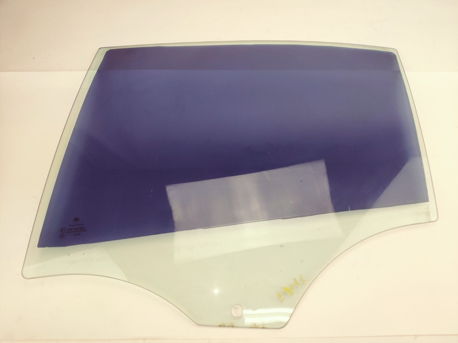 BMW E90 328 Rear Left Driver Side Door Window Glass 43R-001582 E000199 ...