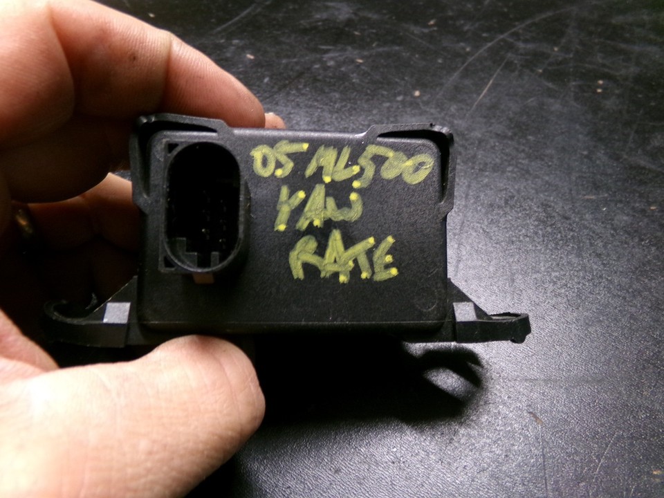 Yaw Turn Rate Speed Sensor A 0045421818 06-09 Mercedes Benz X164 GL450 ...