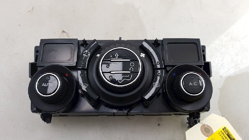 PANNEAU DE COMMANDE CHAUFFAGE Citroën C3 Picasso (SH) 2014 96711892XU ...
