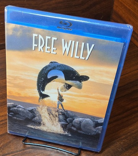 Free Willy 1993 (Blu-ray) – NEW (Sealed)-Free Shipping with Tracking ...