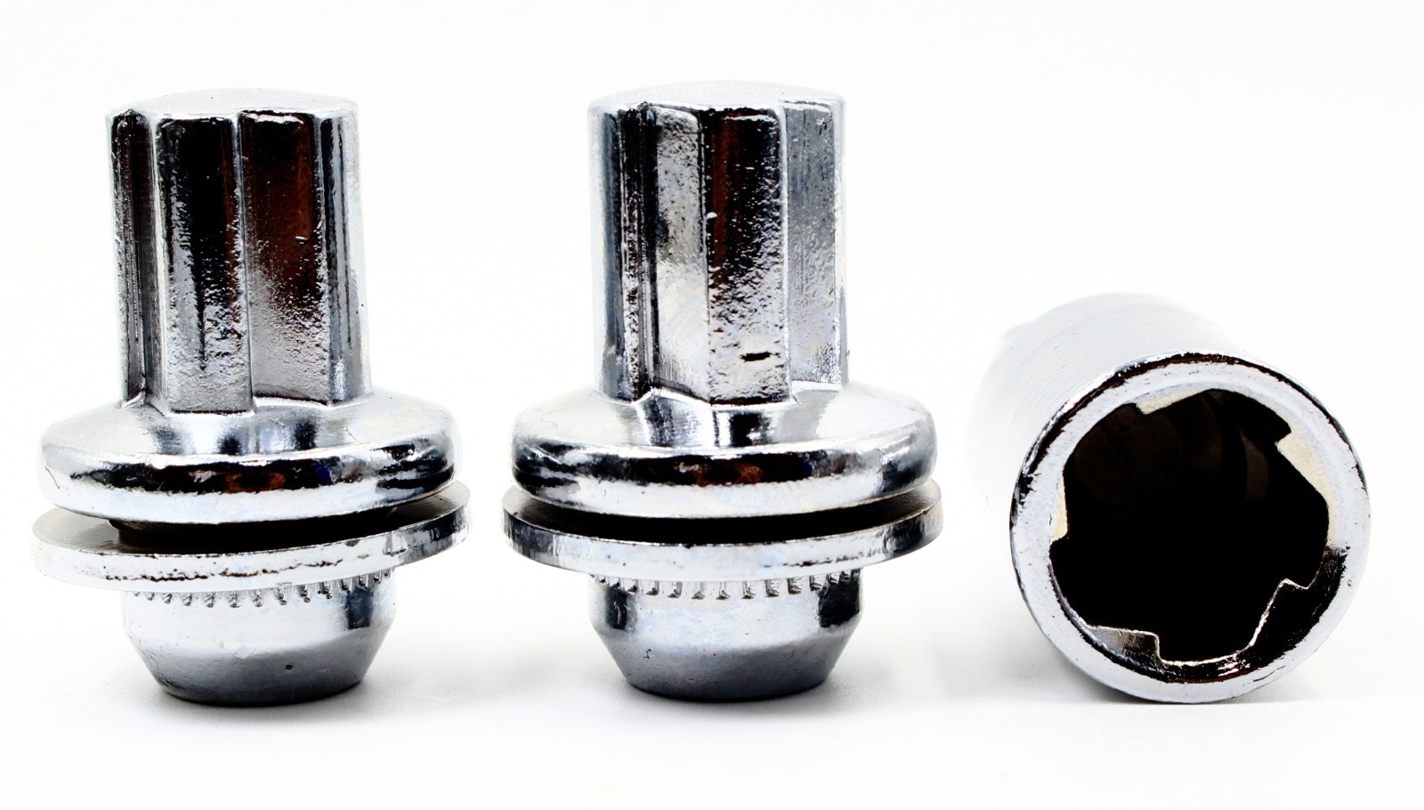 Set Of 4 Chrome OE Style Wheel Locks 14x1.5 Toyota Tundra Landcruiser ...