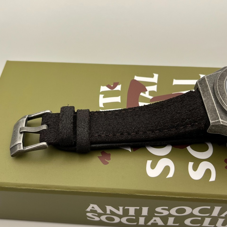 MSTR Doom: The Dark Ages Noble Watch Spinning Shield Saw Dial Meister ...