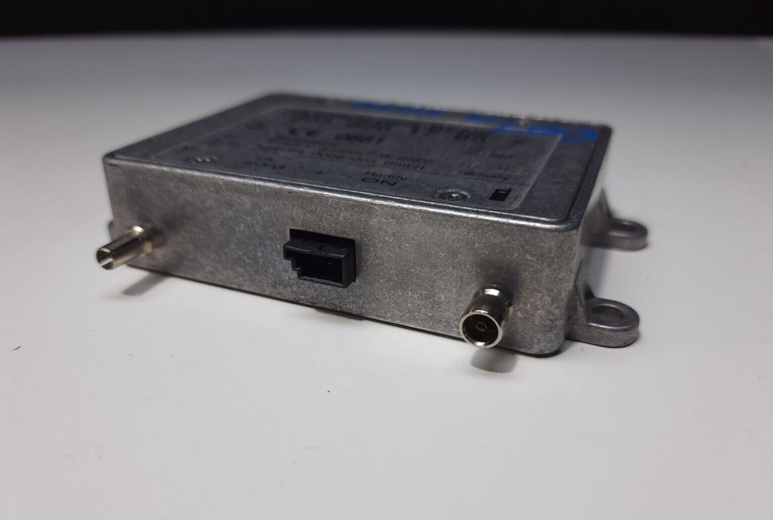 Genuine Mercedes-Benz W203 Aerial Antenna Amplifier Module 2038201785 ...