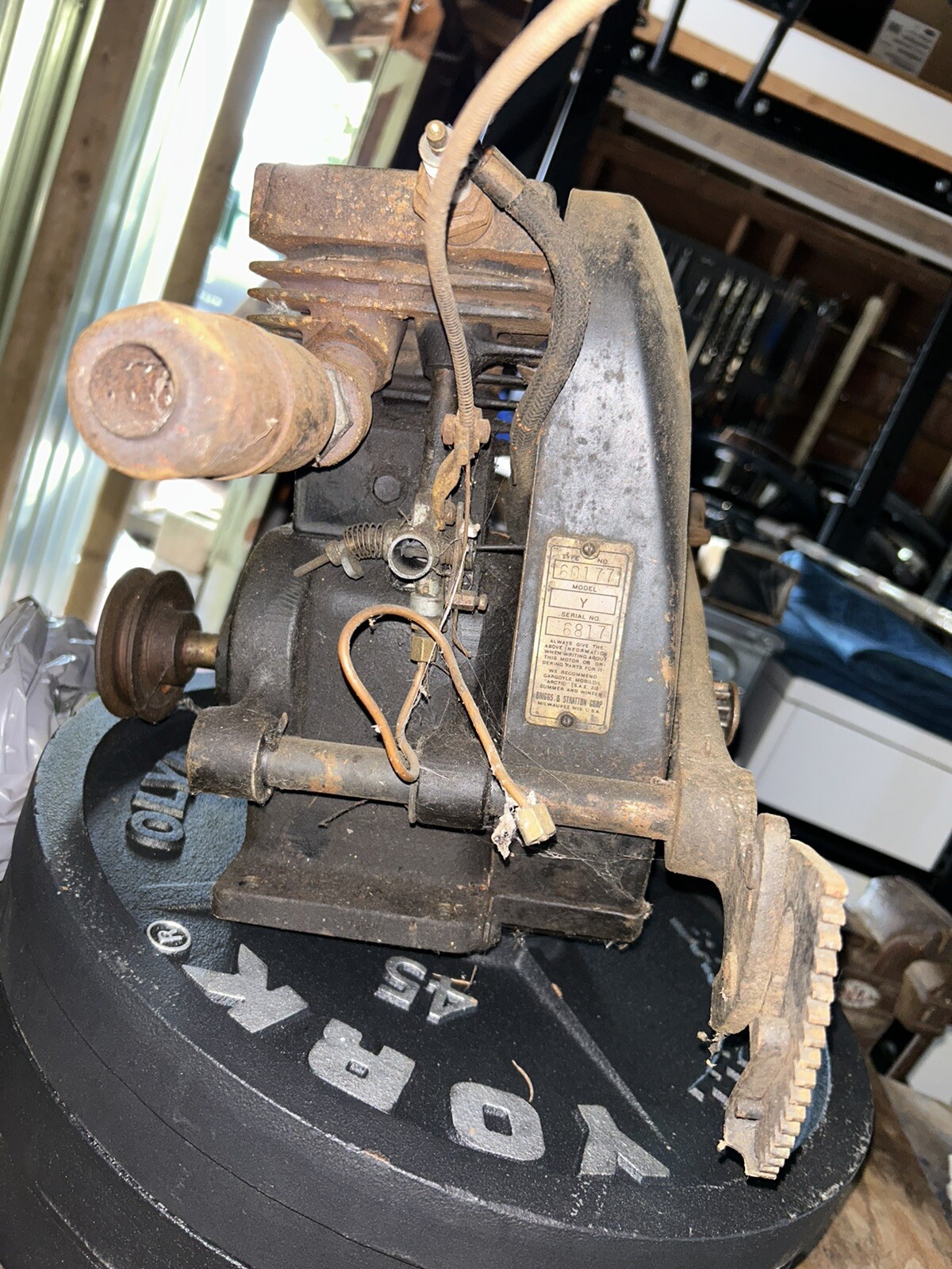 1932 briggs and stratton model y engine Prewar Gas Go kart Mower Kick ...