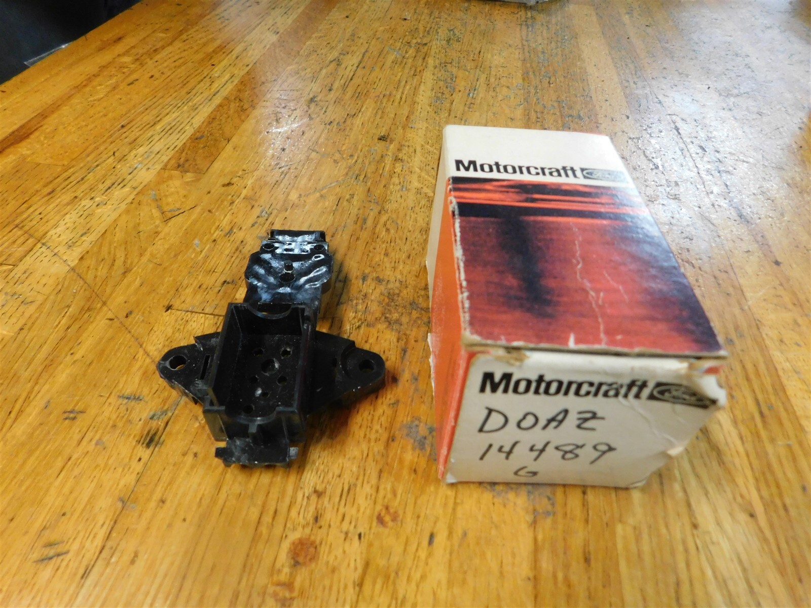 NOS 1970 1971 1972 FORD GALAXIE THUNDERBIRD POWER WINDOW SWITCH ...