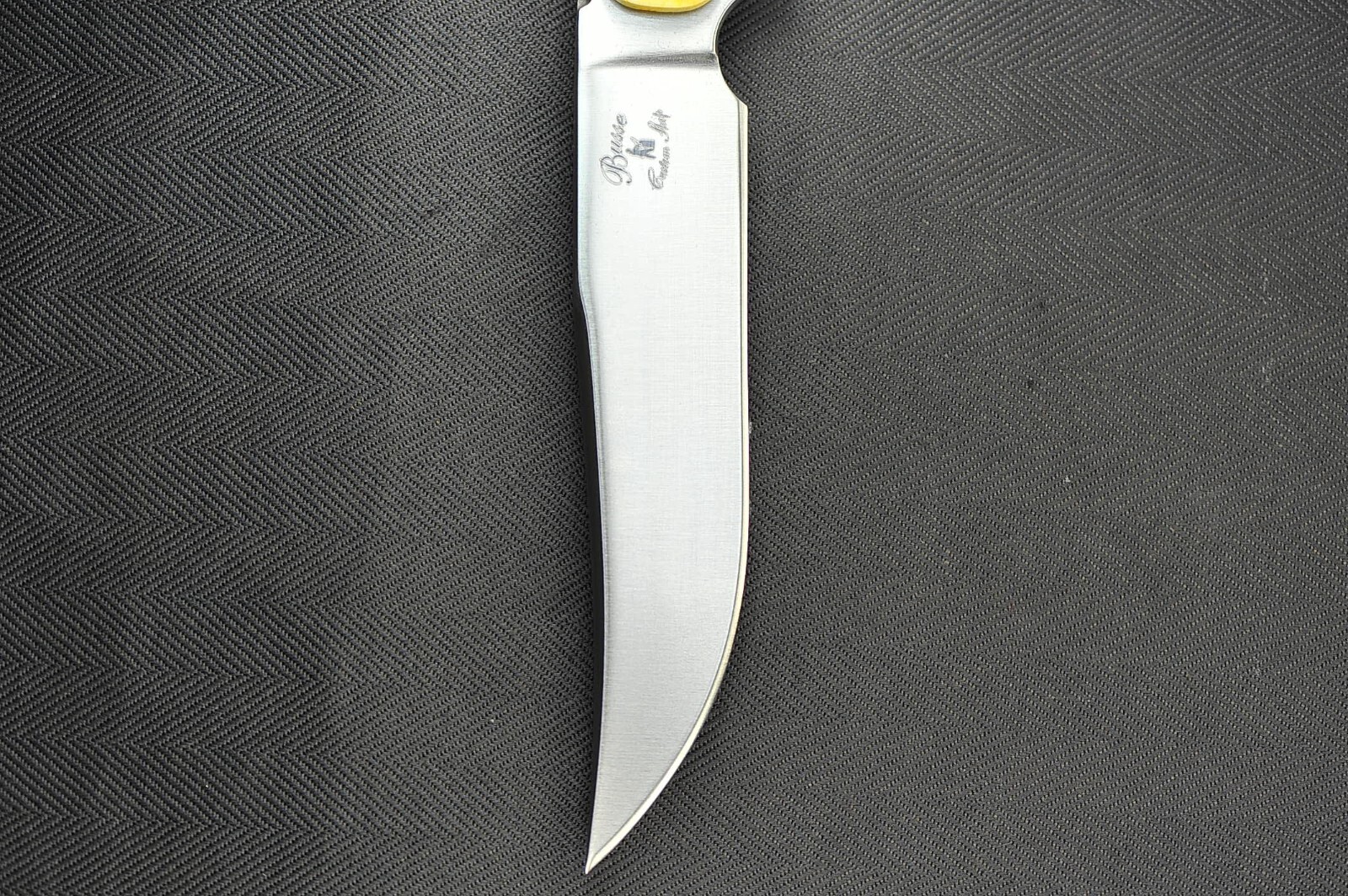 Busse Combat Custom HG55 .25" Satin INFI Blade, Full Yellow Giraffe ...