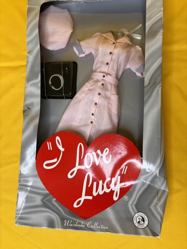 I Love Lucy Franklin Mint Wardrobe Collection Job Switching In Box ...