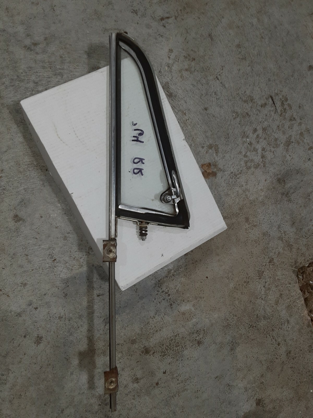 1963-1966 Studebaker Sedan Right Rear Vent Window Assembly | eBay