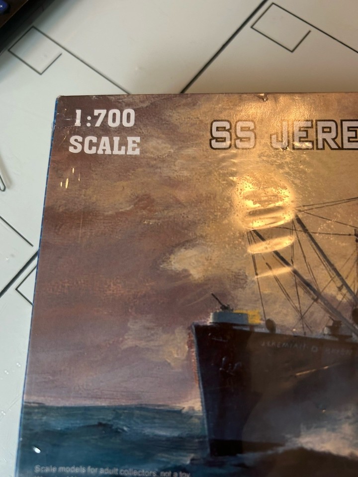 SS JEREMIAH O’BRIEN Liberty Ship ~Model Kit~NIB-1/700 SCALE~TRUMPETER ...