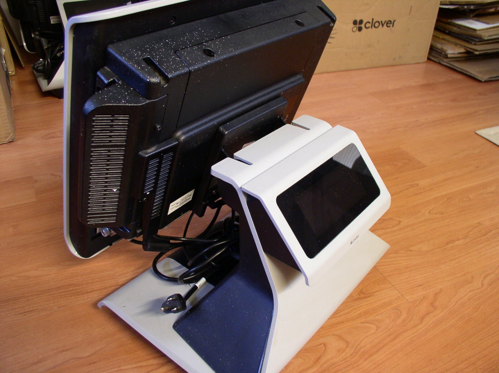 Par Everserv M7700 Touch Screen AiO POS Computer - i5/4GB/(2)500GB/Win ...