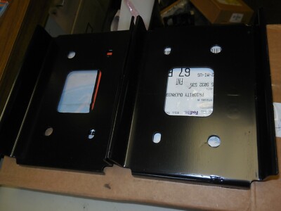 New OEM 1991 - 1996 Ford Escort Bumper Impact Pad Bracket F0CZ-17765-A ...