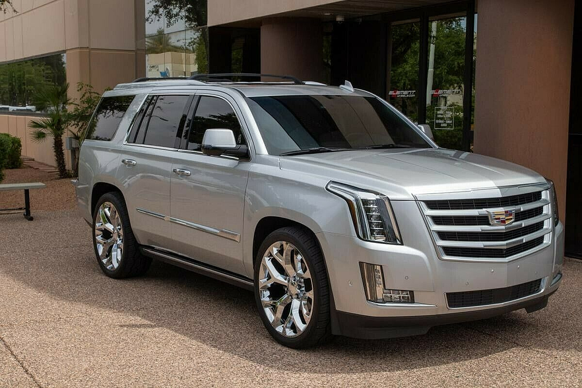 Escalade With 24 Inch Rims