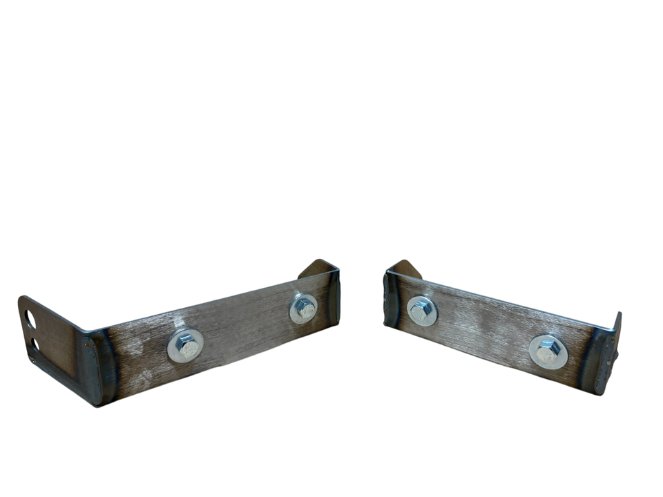 Chevy Silverado / Sierra 2500HD Front Leaf Spring Hanger Support ...