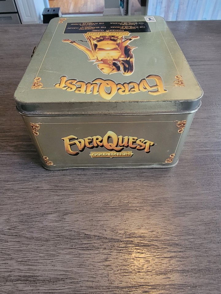 EverQuest Gold collectors Edition, complete. Disc's, maps, figure ...