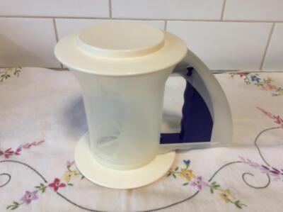 TUPPERWARE BAKE SIFT 'N STORE BLUE White SIFTER BAKING COOKING FLOUR ...