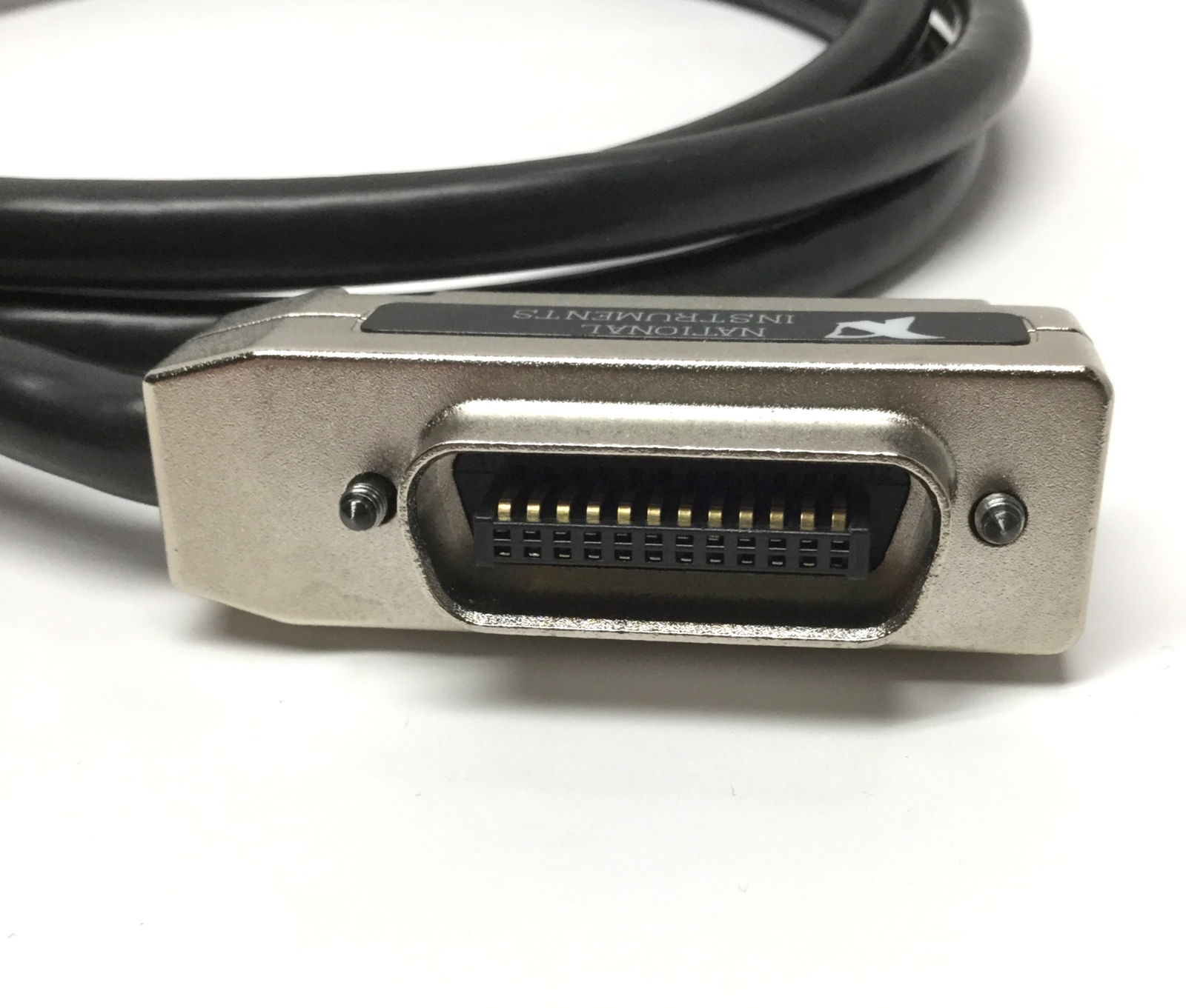 National Instruments NI 763507B-02 X2 GPIB 24-Pin Double-Shielded DAQ ...