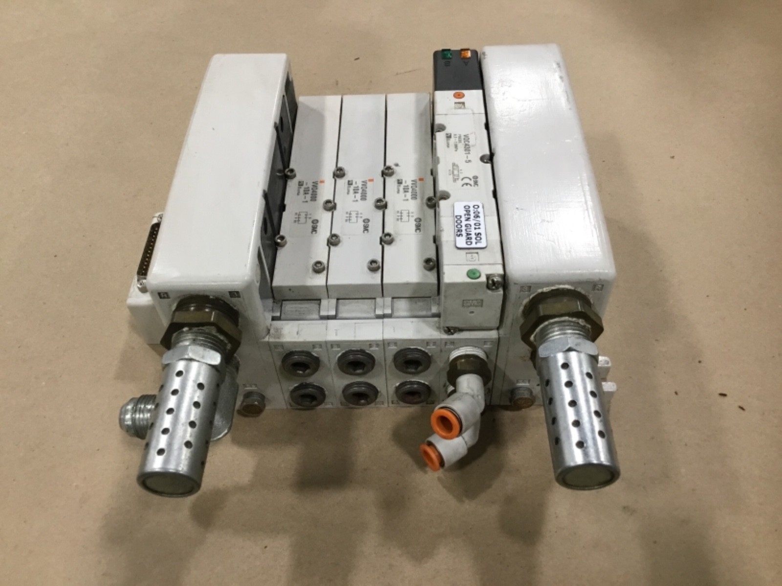 SMC H.H. Barnum HHB-104577 Valve Assembly VQC4301-5 VVQ4000-10A-1 ...