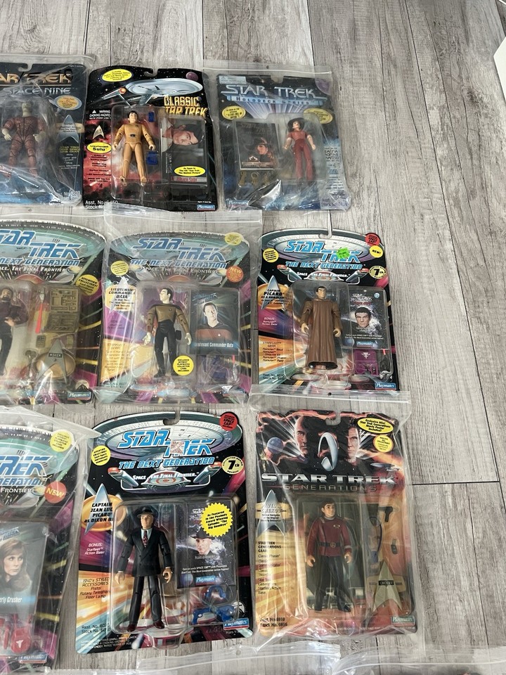 Star Trek Action Figures Lot (33) Figures | eBay