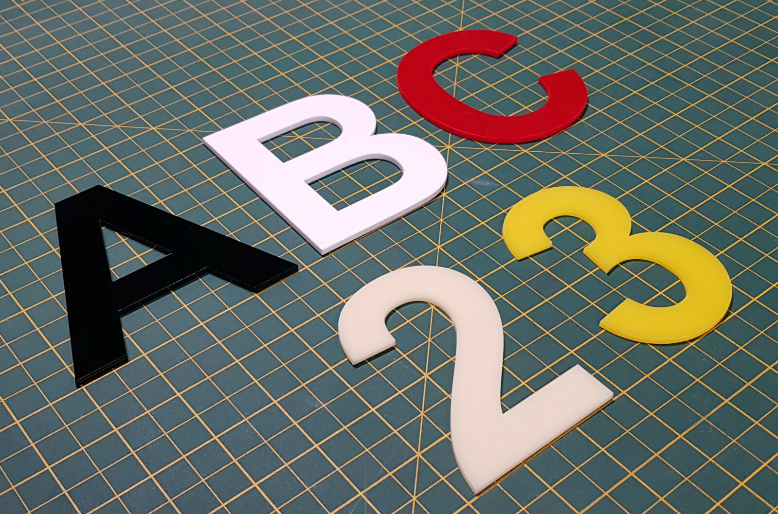 Laser cut 2D Perspex Acrylic Letters and Numbers, size of each 100mm ...