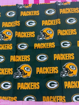 1 Yard NFL Green Bay Packers Helmets Pattern 36" x 58" W NTT 2008 FREE ...
