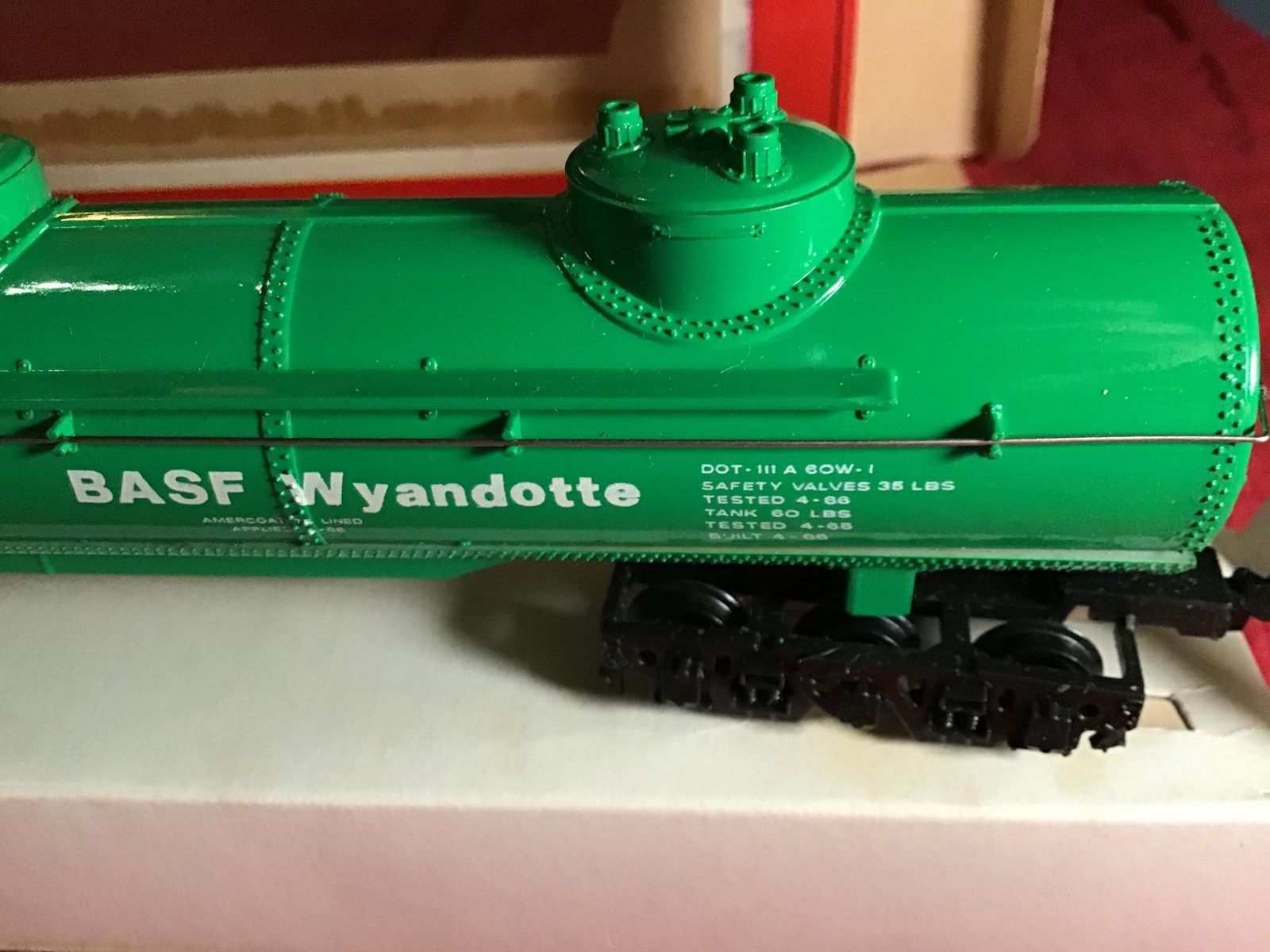 BACHMANN HO-SCALE 62’ BASF WYANDOTTE TRIPLE DOME TANK CAR L@@K!!! | eBay