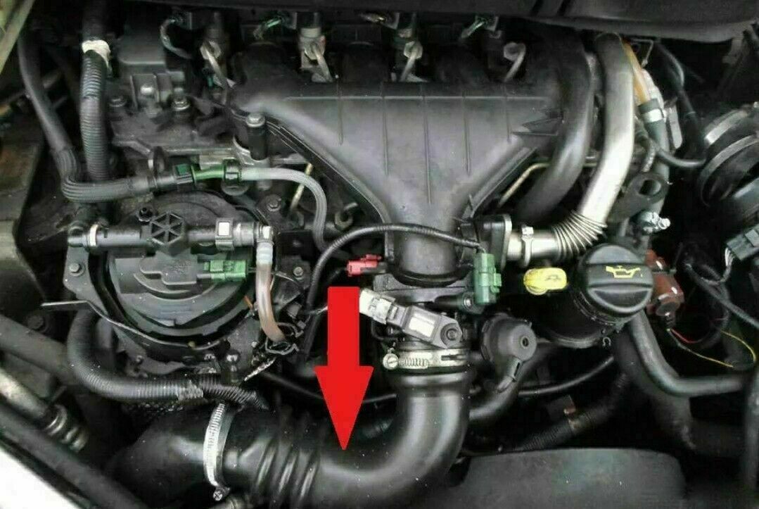 INTERCOOLER TURBO HOSE PIPE FOR VOLVO C30 S40 V50 C70 2.0D 31261896 ...