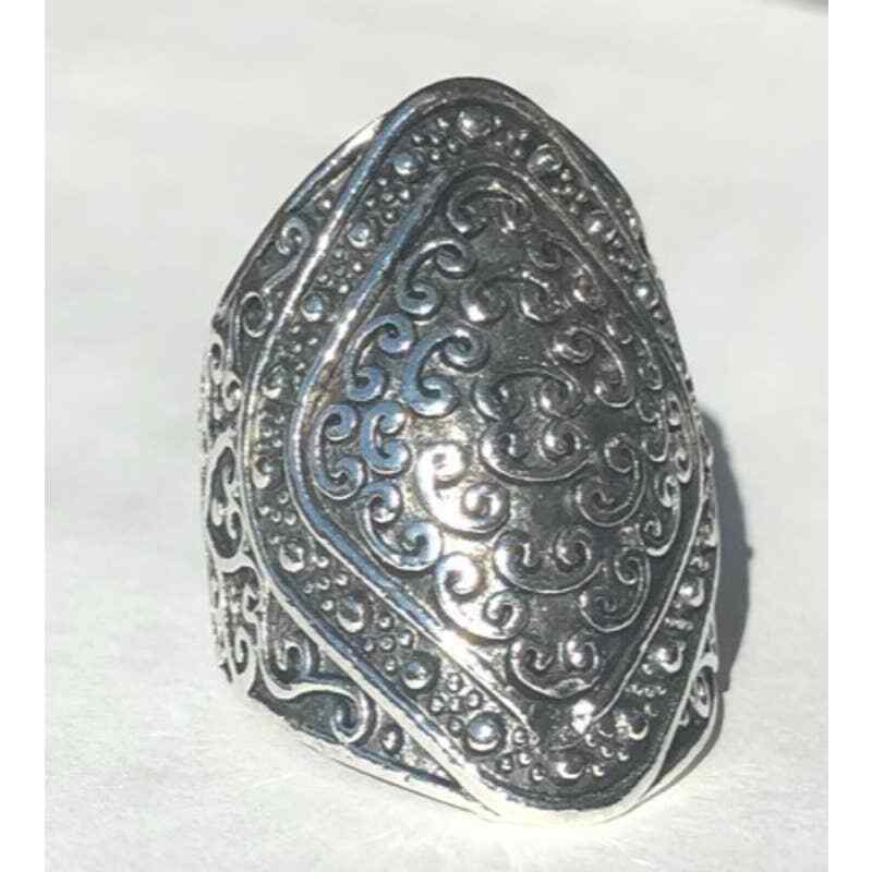 Silver plated "triangles & scrolls" bohemian, vintage style ring. Size ...