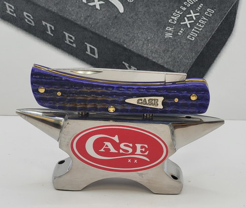 Case XX USA 1lb Horn Flat Anvil Knife Display W/ Magnets Knife Not ...
