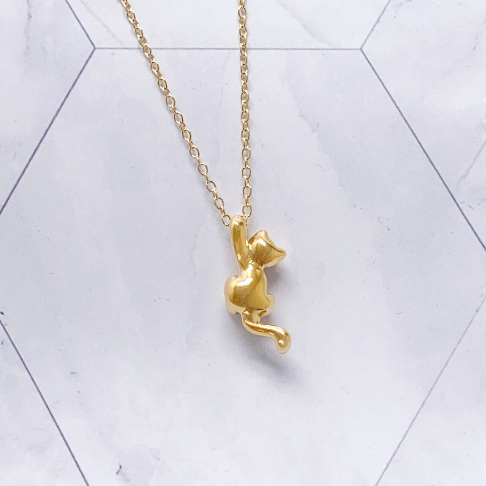 cat necklace 24k gold plated holding cat charm pendant necklace, cat ...