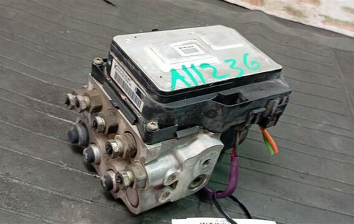 2000 Ford Excursion Ford F250 F350 Super Duty ABS Anti-Lock Brake Pump ...