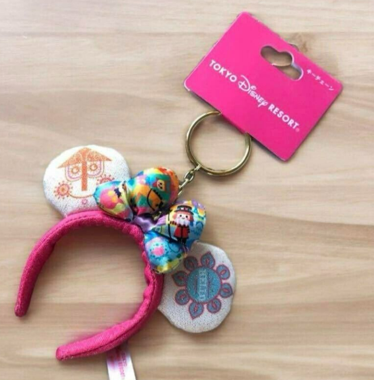 Tokyo Disney 2022 Keychain It's a Small World Ears Headband Disney park ...