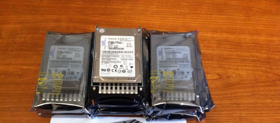 ibm 42D0632 42D0633 146 gb 10000 rpm 2.5" sas sff 6gbps hs hard drive ...